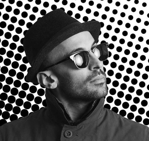 Películas, series y cortos sobre JR Jean René Filmin