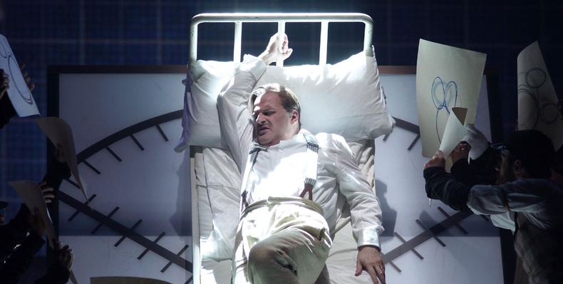 The Perfect American, ver ahora en Filmin